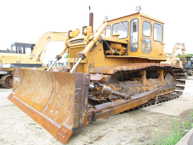 KOMATSU(コマツ) D60P-6 ブルドーザーD60-6 | 建設機器販売｜ディーゼル通商株式会社